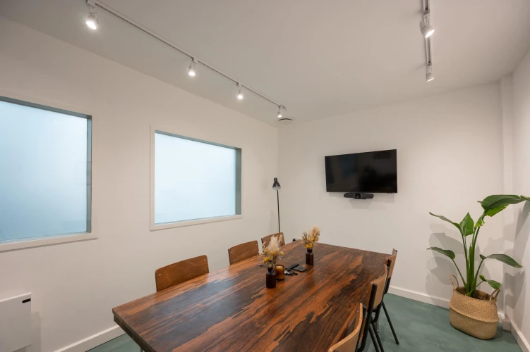 Artist Studios and Offices to let in Hackney | Eat Work Art